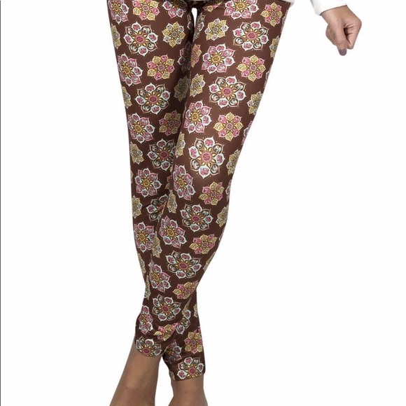 Simply Southern | Pants & Jumpsuits | Simply Southern Camper Leggings ...